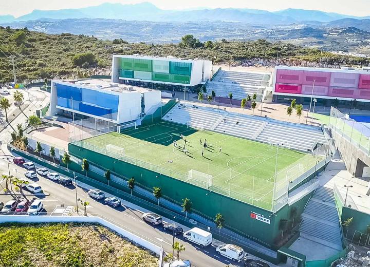 The Lady Elizabeth School ISP | Buscar Cole